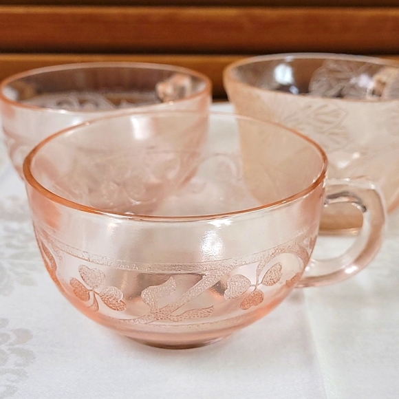 Vintage | Dining | Antique Pink Glass Tea Coffee Cups | Poshmark